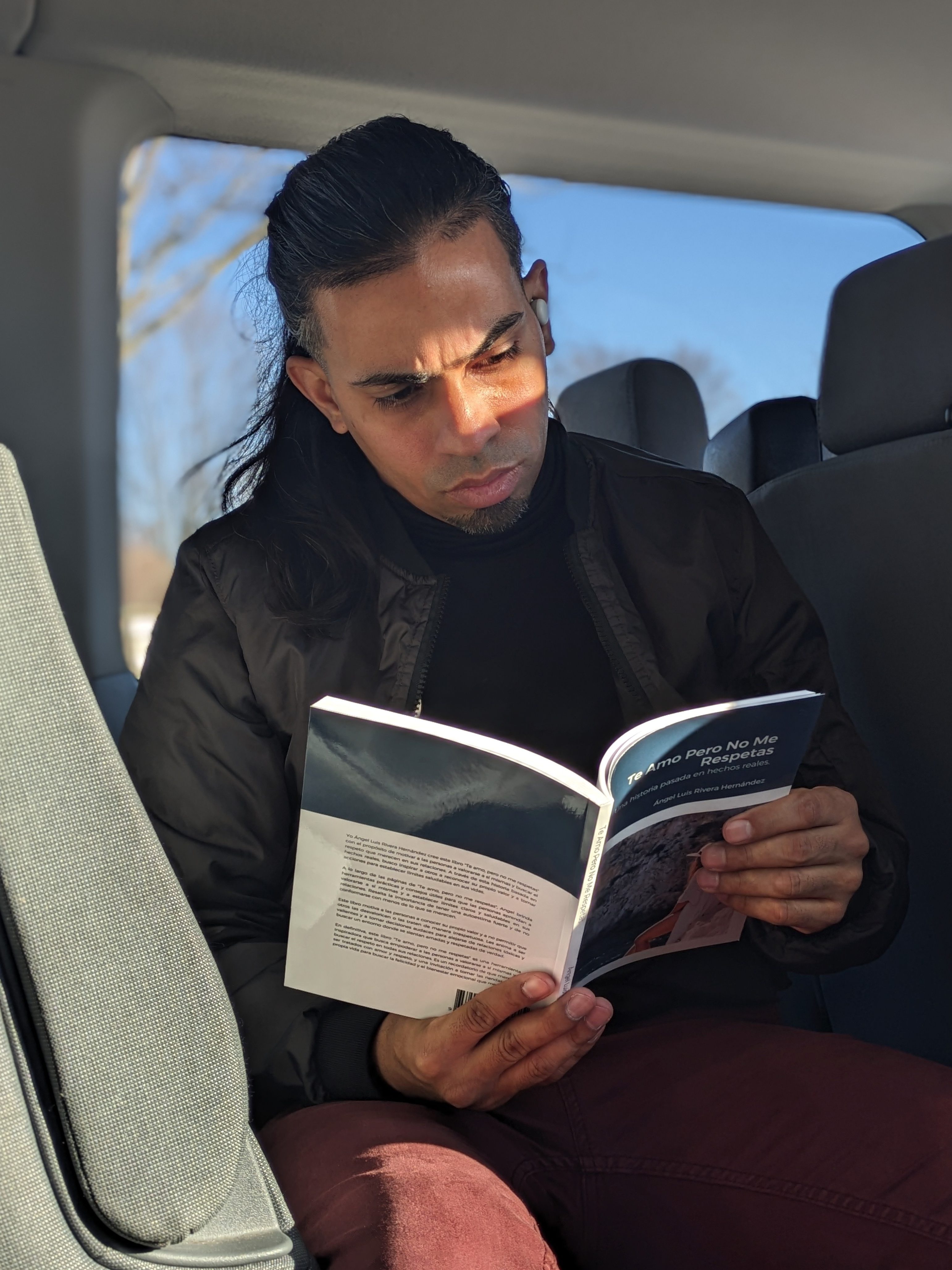 Ángel Luis Rivera Hernández – "Inspirando vidas, construyendo futuros."